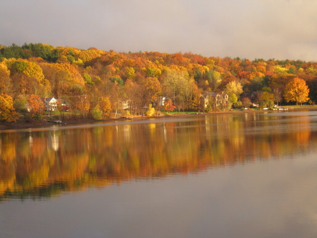Glass Lake Preservation Corporation – Glass Lake: A Thing of Beauty