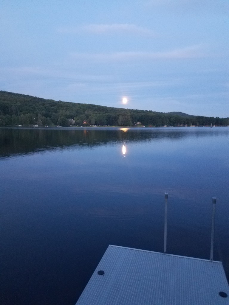 Glass Lake Preservation Corporation – Glass Lake: A Thing of Beauty